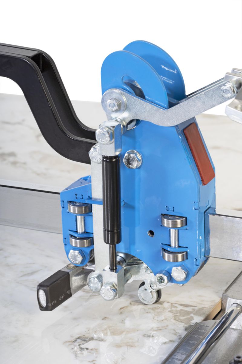 NOVIPRO - GigaCut Plus 1350 mm - épaisseur de coupe maximum 17mm ...