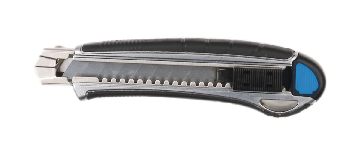 NOVIPRO - Lame cutter auto-rechargeable 9x0,5 mm | POINT.P