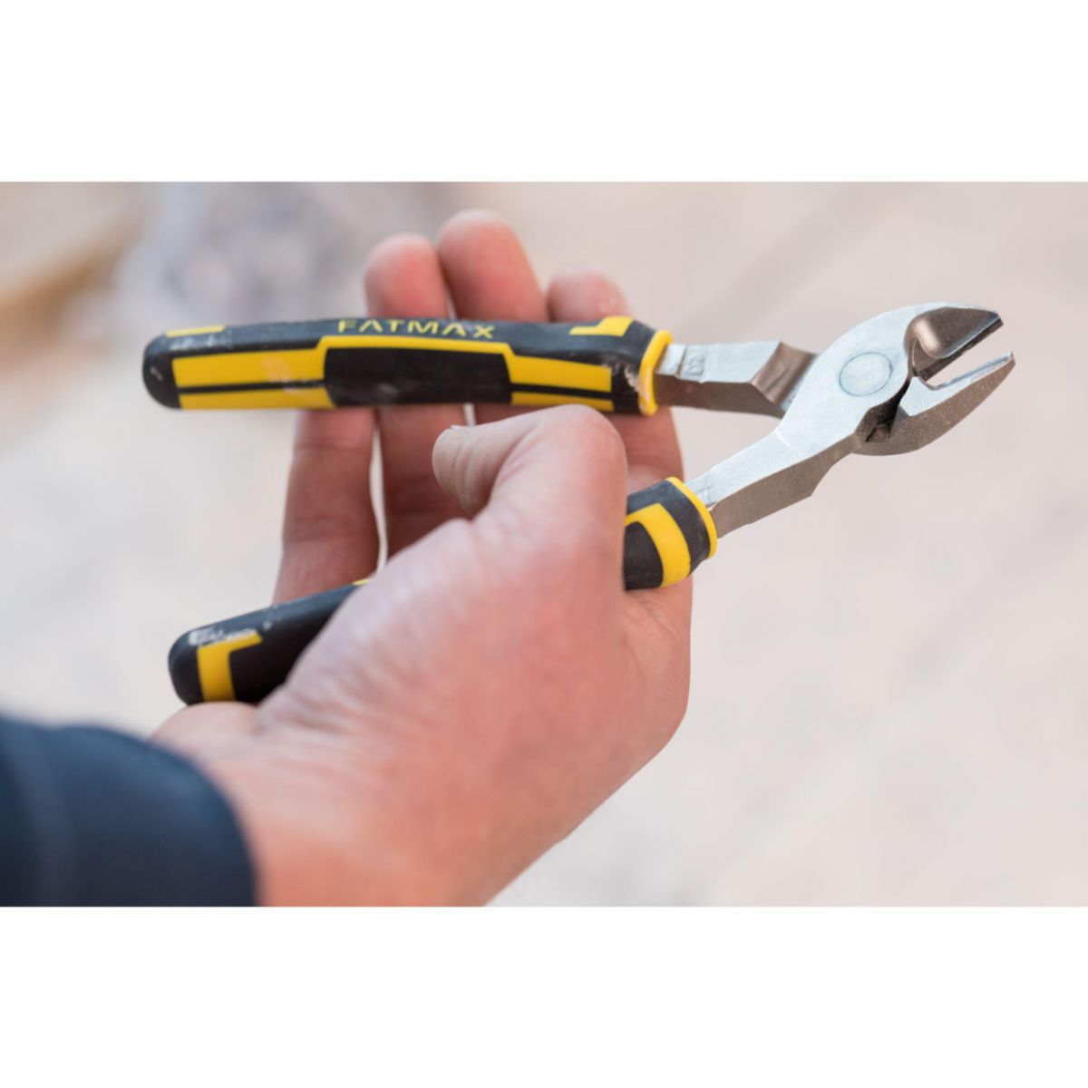 STANLEY - Pince coupante diagonale mécanicien 175mm réf. 0-89-860 | POINT.P