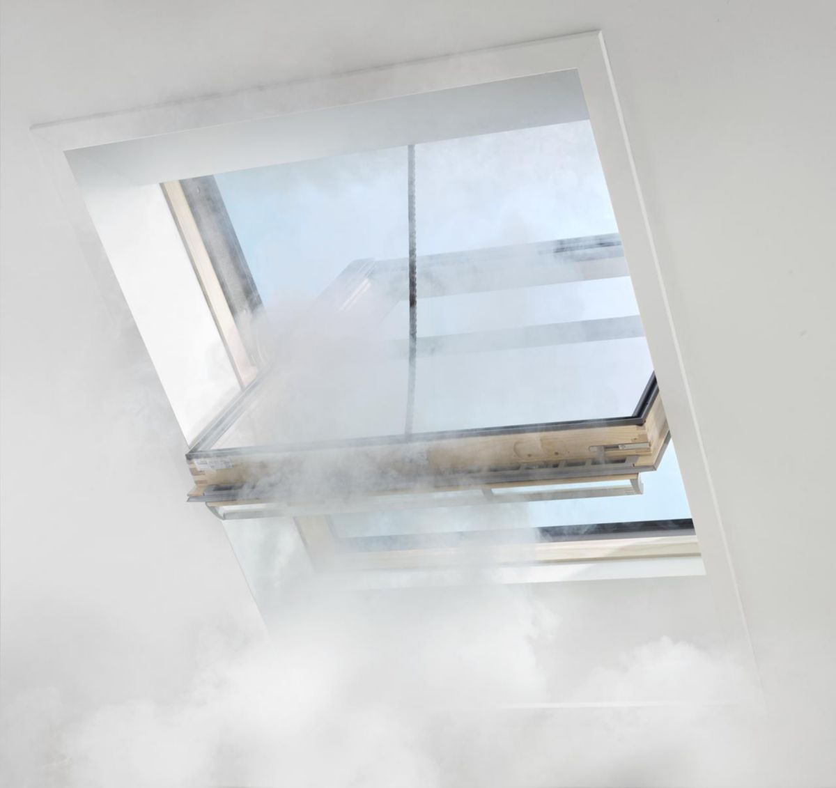 VELUX - Exutoire de désenfumage Whitefinish 114 cm X 118 cm GGL SK06 ...