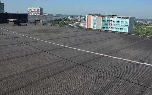 DERBIGUM - Membrane d'étanchéité de toiture Derbigum SP FR - noir - ép. 4 mm - rouleau de 7,27x1 ...