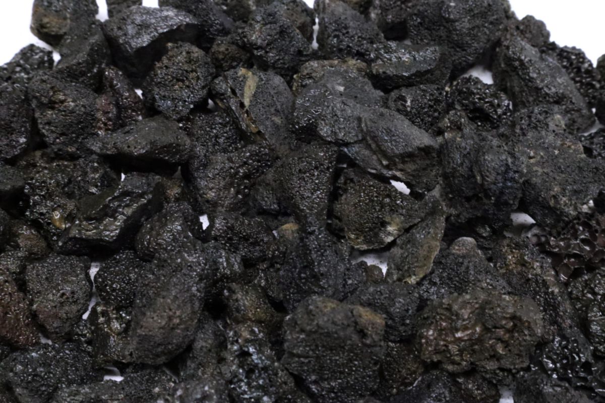 GRANULATI ZANDOBBIO - Gravier 10/20 mm lave noir sac de 16 kg LANE5S20L ...