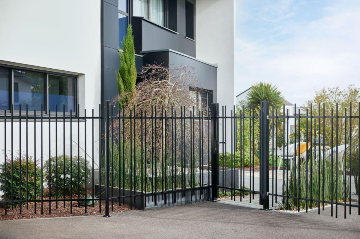 DIRICKX - Portillon Elixir Pur sur platine - acier galvanisé - noir ...