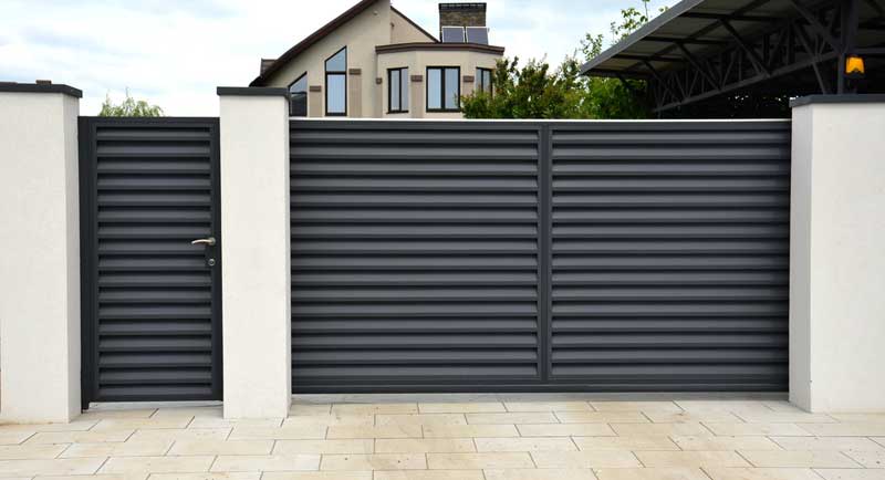 Portail coulissant ou battant, motorisation, portillon | Point.P